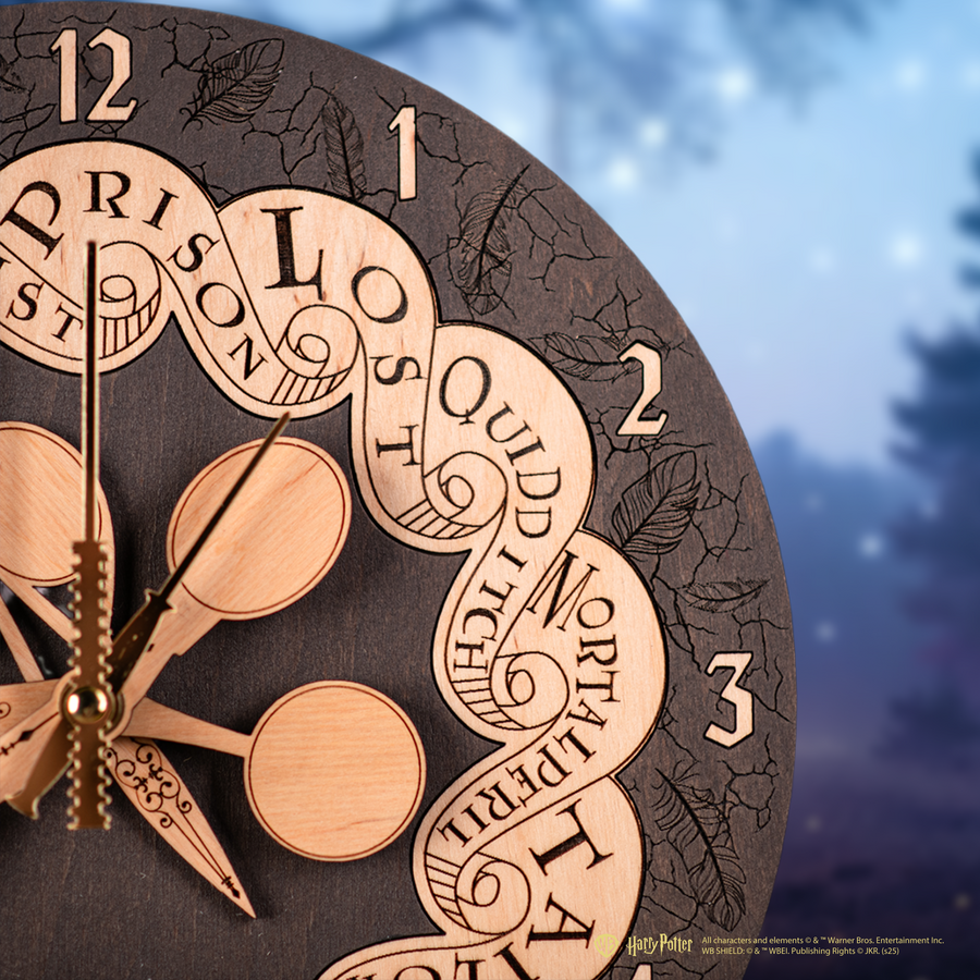 WEASLEY FAMILY™ ROUND CLOCK – ZeWood